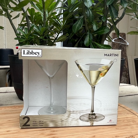Libbey | Dining | Nib Pair Of Libbey Martini Glassesnew Old Stock ...